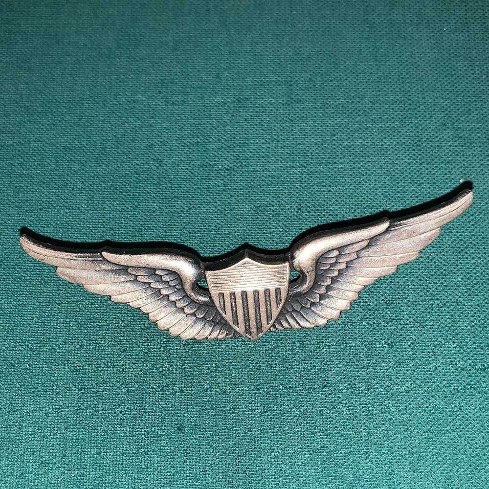 Authentic Vintage Military Wings Shield Pin Airman/Pi… - Gem